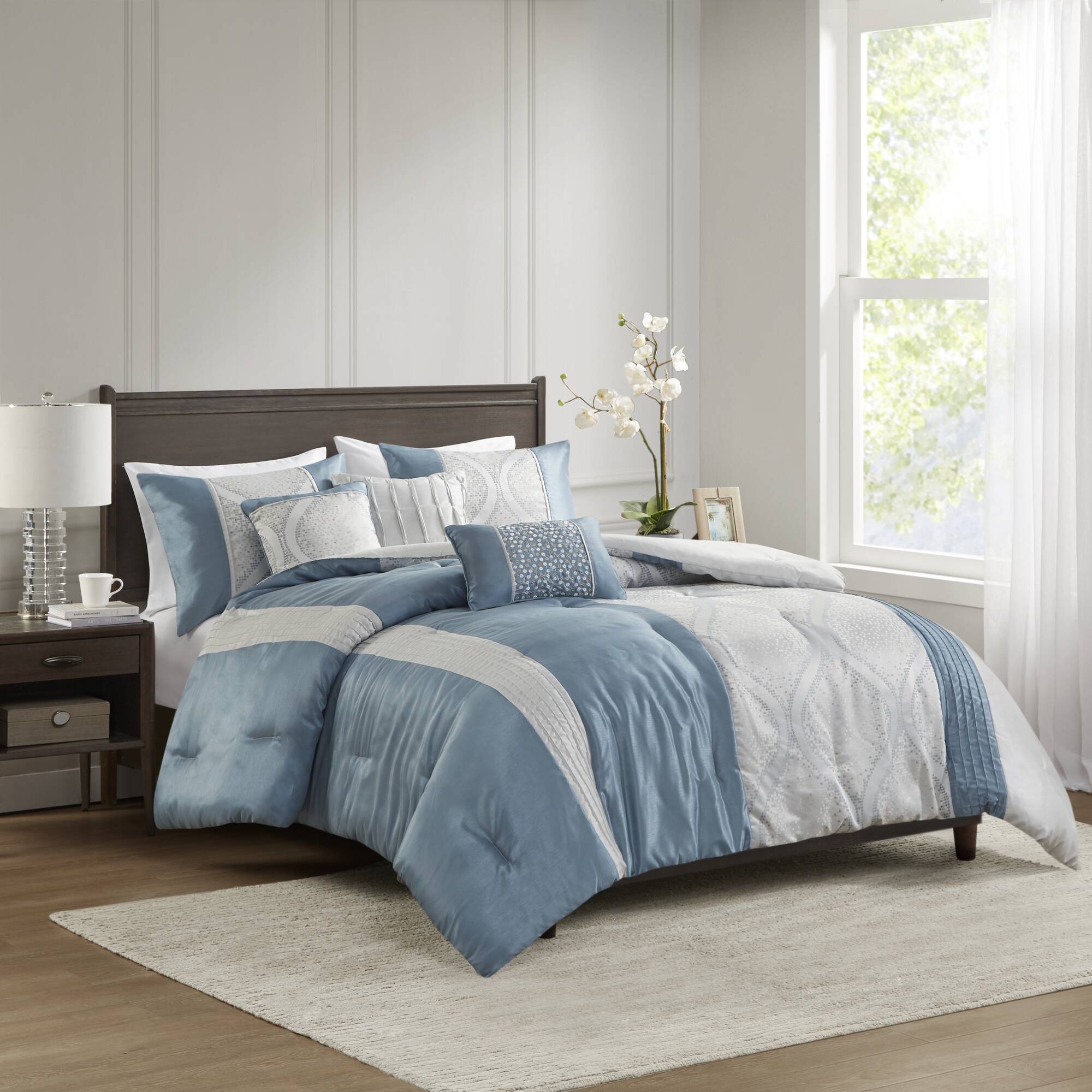 Madison Park - Lori 6 Piece Jacquard Comforter Set with Throw Pillows ...